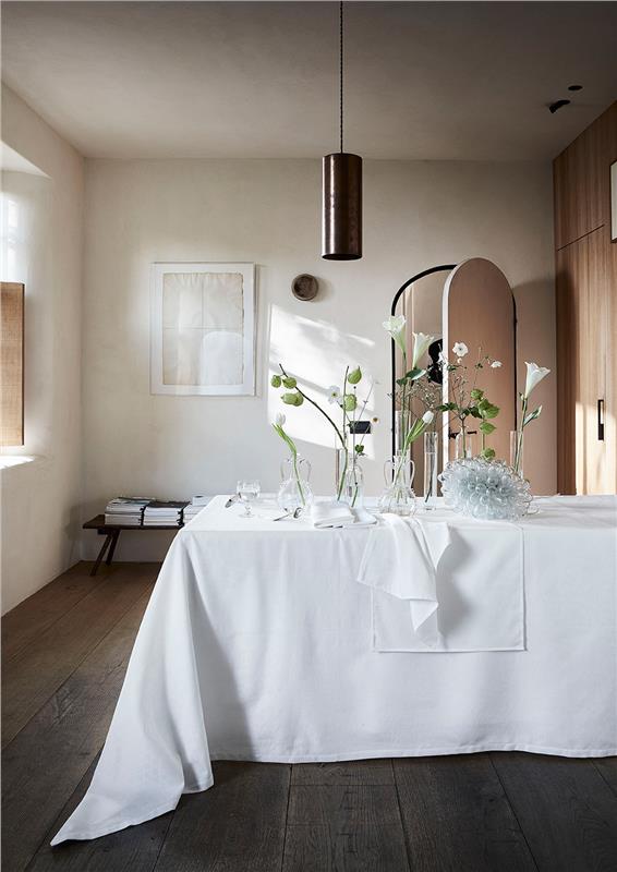 Voyage Iconique White Table Linens by Le Jacquard Francais